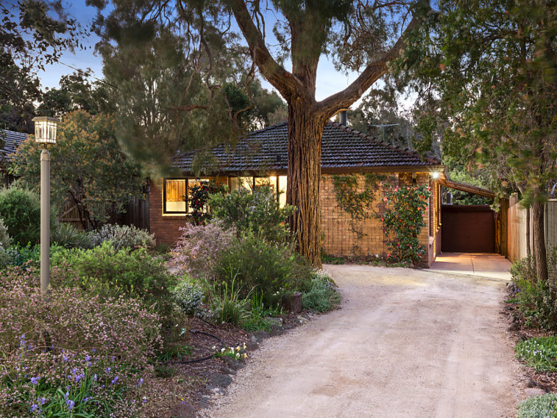 5 Erilyn Court, Vermont, Vic 3133 - Property Details