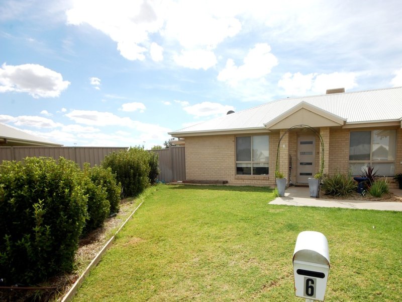 6 Pastega Place, Griffith, NSW 2680 - Property Details