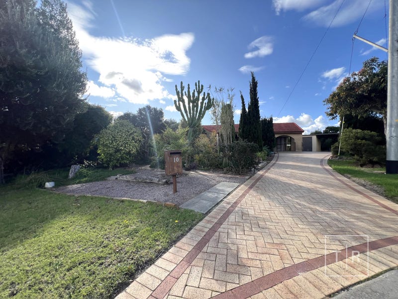 10 Walnut Grove, Castletown, WA 6450 - Property Details