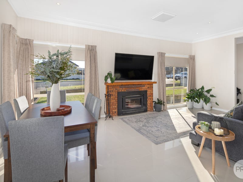 24 Harbour Drive, Sebastopol, Vic 3356 - Property Details