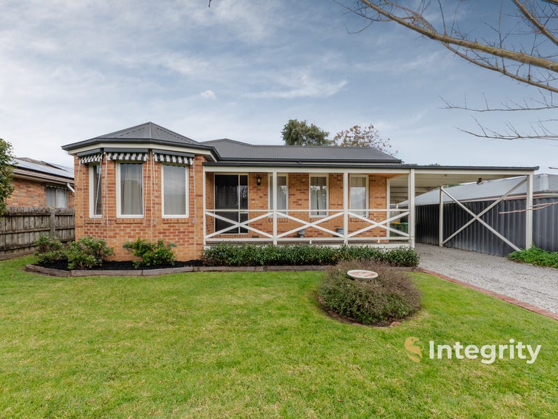 35 Smith Street, Healesville, Vic 3777 - Property Details