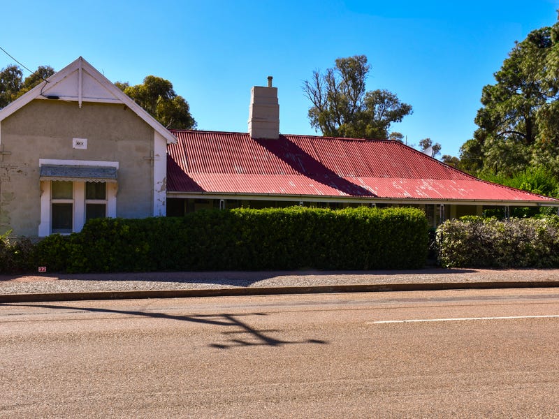 32 Stuart Street, Melrose, SA 5483 - Property Details
