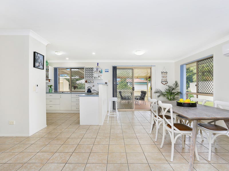 1 Huon Place, Currimundi, QLD 4551 - realestate.com.au