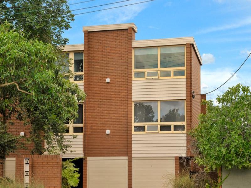 1/49 Studley Park Road, Kew, Vic 3101 - Property Details