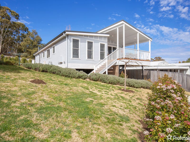 17 Birch Crescent, Armidale, NSW 2350 - Property Details