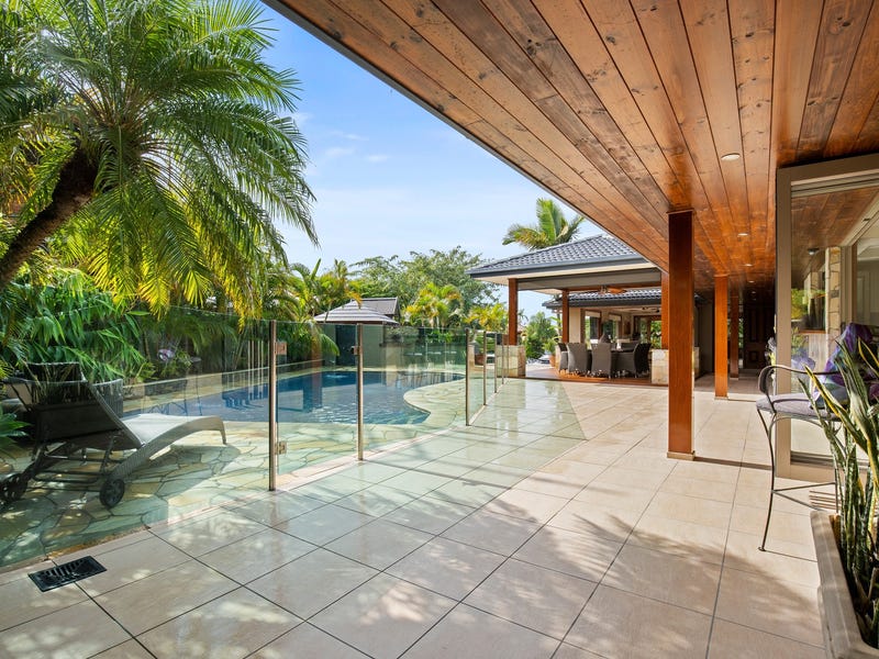 11 Gregory Drive, Carrara, Qld 4211 - Property Details