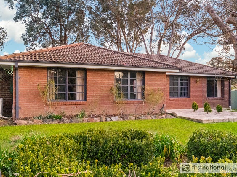31 Bassett Drive, West Bathurst, NSW 2795 - realestate.com.au