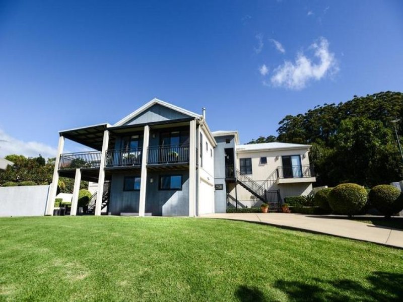 12 Martindale Court, Mount Lofty, QLD 4350 - realestate.com.au
