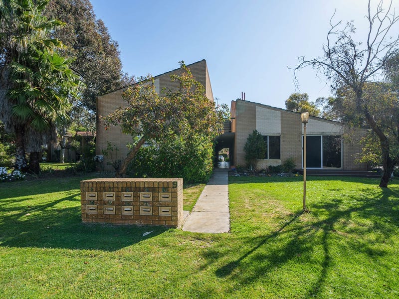 16/9 Clydesdale Street, Como, WA 6152 - Property Details