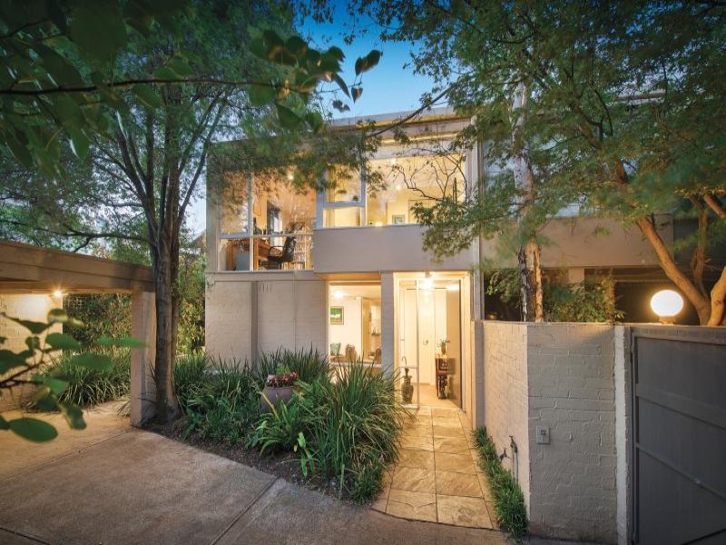 4/35 Ross Street, Toorak, Vic 3142 - Property Details