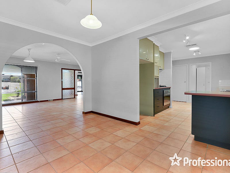 12 The Parapet, Willetton, WA 6155 - Property Details