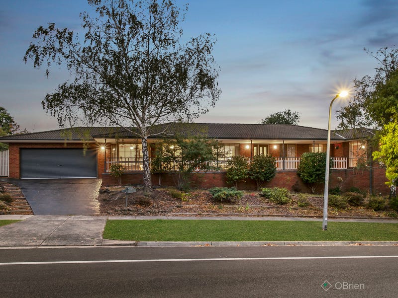 1 Jessica Mews, Berwick, Vic 3806 - Property Details