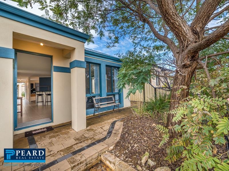 108 Ocean Keys Boulevard, Clarkson, WA 6030 - Property Details