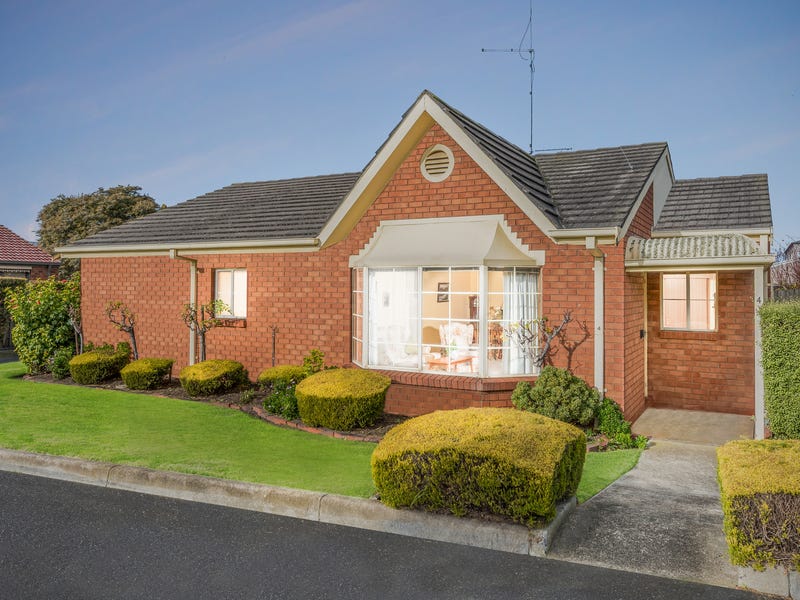 4/10 Percy Street, Newtown, Vic 3220 - Property Details