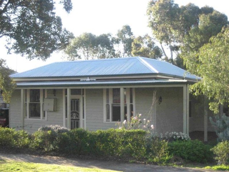 31 Fyfe Street, Hamilton, VIC 3300 - realestate.com.au