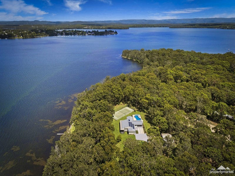 215 Cams Boulevard, Summerland Point, NSW 2259 - realestate.com.au