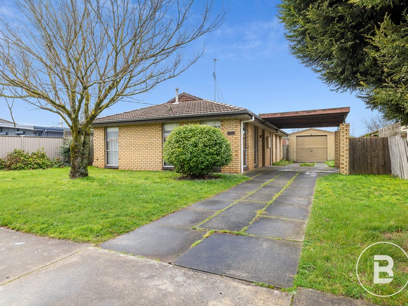 512 Gillies Street North, Wendouree, Vic 3355 - Property Details