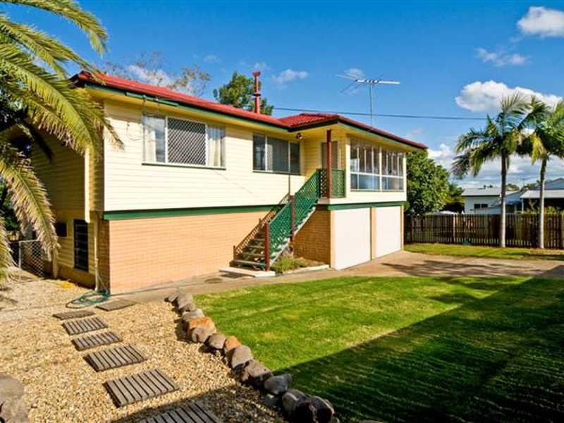 8 Ian Street, Lota, QLD 4179 - realestate.com.au