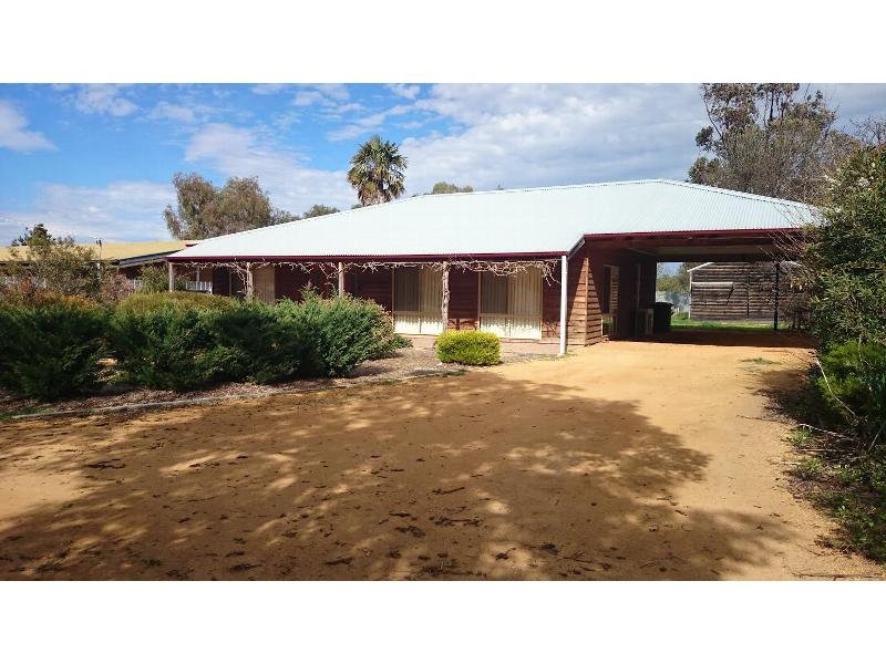 75 Inkerman Street, Dunolly, VIC 3472 - realestate.com.au