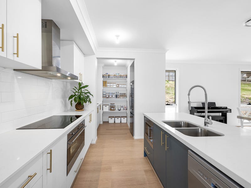 36 Altitude Drive, Burnside, Qld 4560 - Property Details
