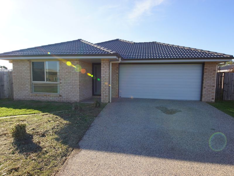 15 Murray Street, Oakey, Qld 4401 - Property Details