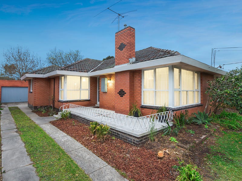 7 Jayson Street, Burwood East, VIC 3151 - realestate.com.au