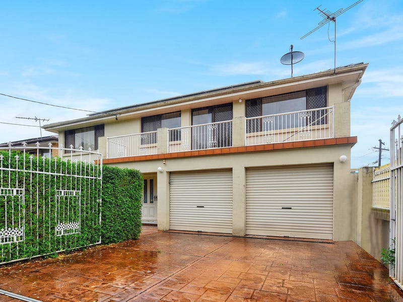 9 Tangarra Street E, Croydon Park, NSW 2133