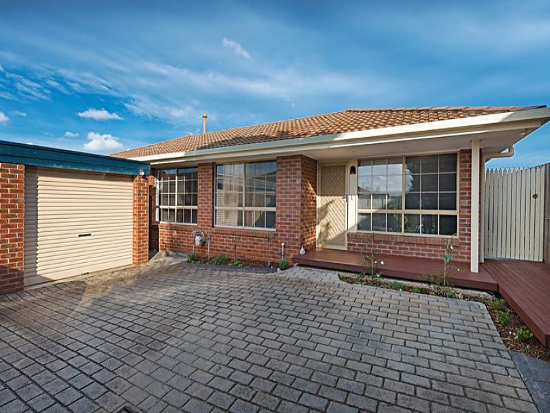 2/17 Tasman Avenue, Strathmore Heights, VIC 3041 - realestate.com.au