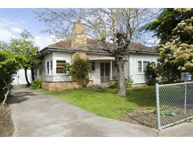 7 Madden Street, Maidstone, VIC 3012 - realestate.com.au