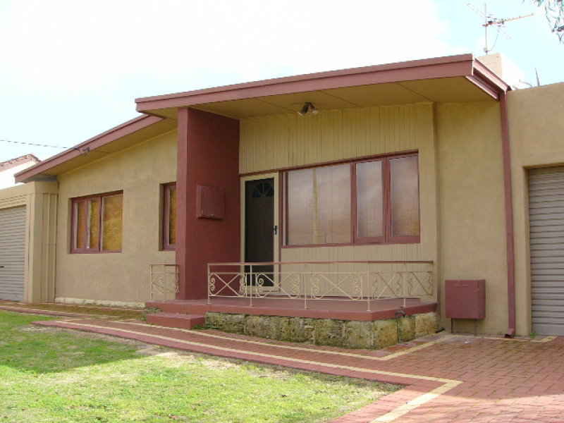 24 HARTLEY STREET, Coolbellup, WA 6163 - Property Details