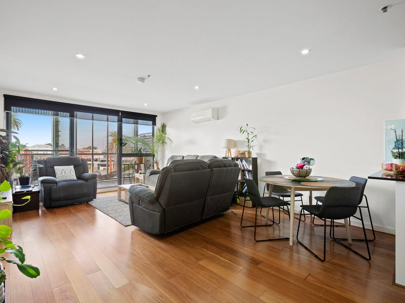 2/80 Balcombe Road, Mentone, Vic 3194 - Property Details