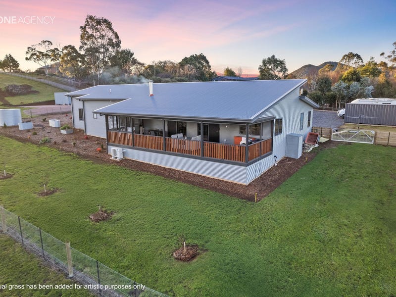26 Johnson Street, Sheffield, Tas 7306 - Property Details