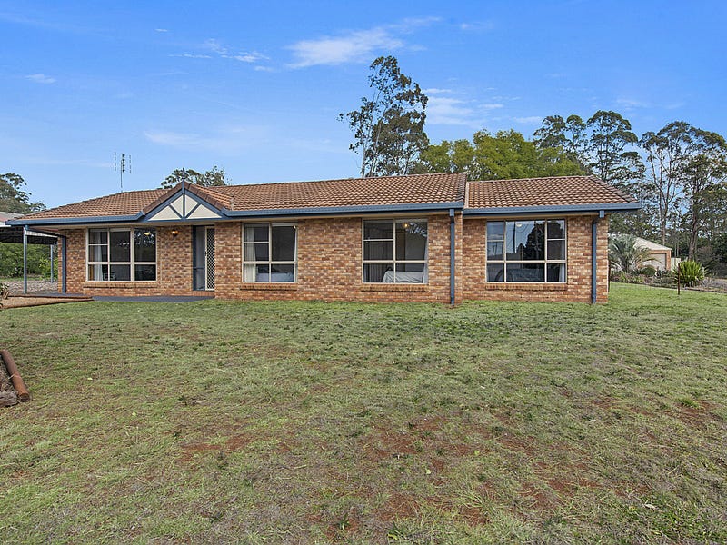 16 Blue Gum Drive, Highfields, Qld 4352 - Property Details