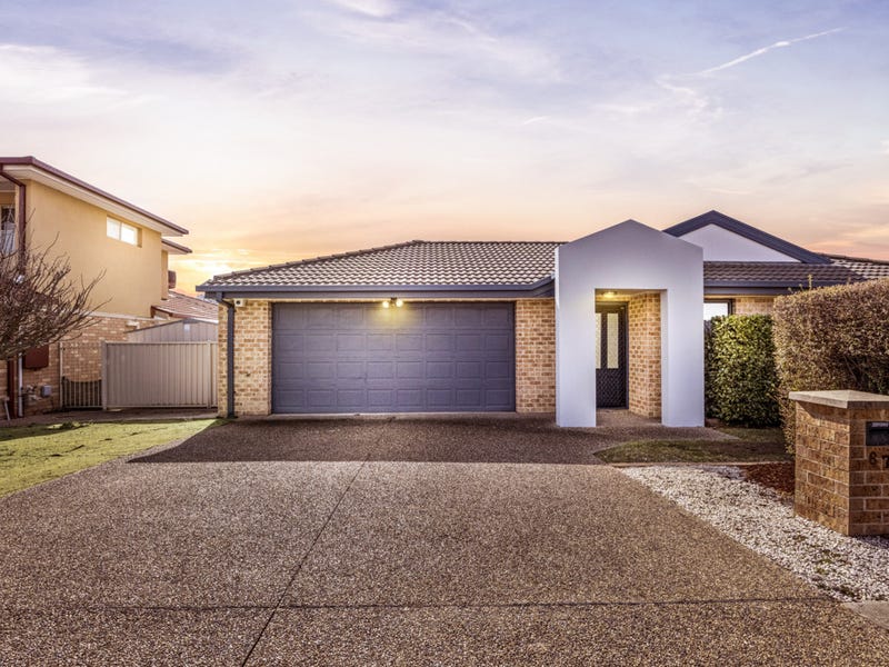 67 Delma View, Gungahlin, ACT 2912 - Property Details