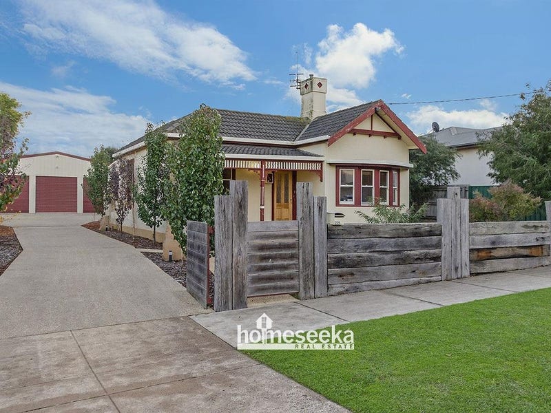 225 Russell Street, Dennington, VIC 3280 - realestate.com.au