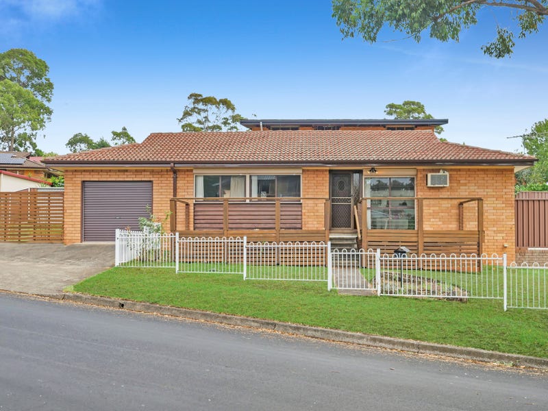 1 Malawa Place, Bradbury, NSW 2560 - Property Details