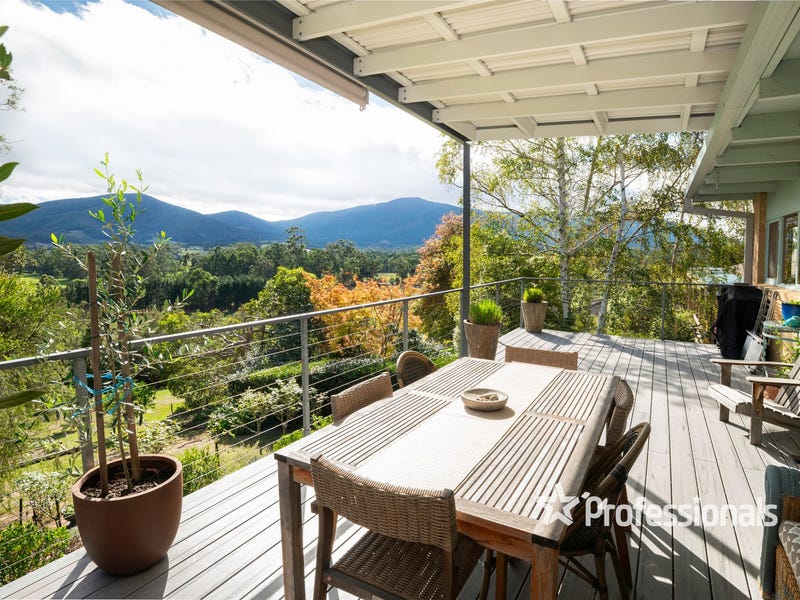 39 Alpine Boulevard, Launching Place, VIC 3139 - realestate.com.au