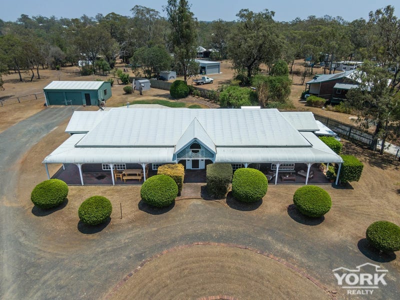 31 Thomas Street, Meringandan West, Qld 4352