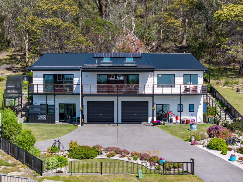 11 Diamond Waters Rise, Bicheno, Tas 7215 - House for Sale - realestate ...