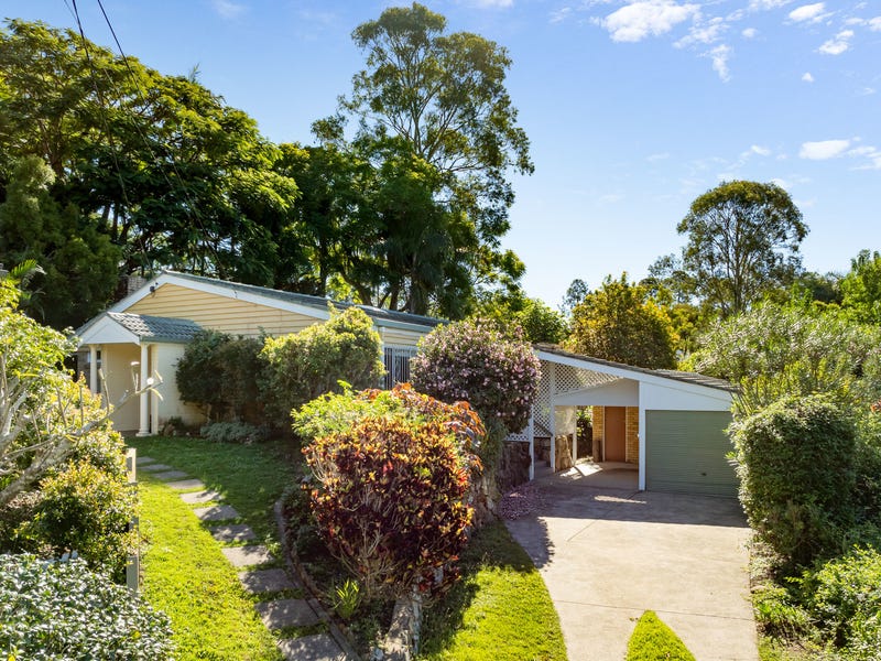 4 Dommett Street, Kenmore, Qld 4069 - Property Details