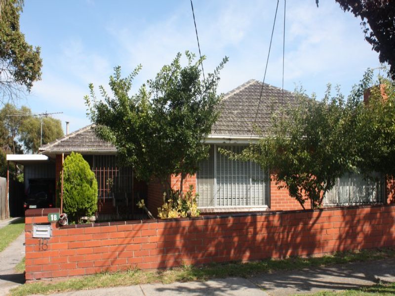 18 Gove Street, Springvale, VIC 3171 - realestate.com.au