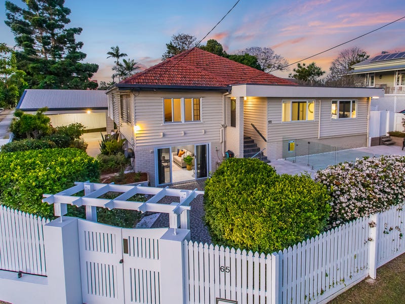 65 Alexandra Street, Sandgate, Qld 4017 - Property Details