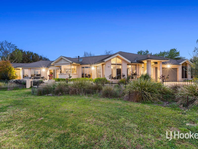 4 The Point, Point Cook, VIC 3030 - realestate.com.au