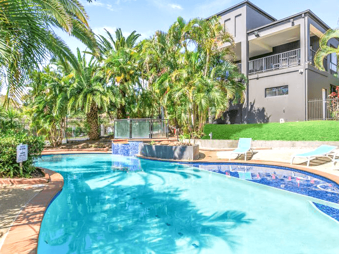 1102/2 Gentian Drive, Arundel, Qld 4214 - Property Details