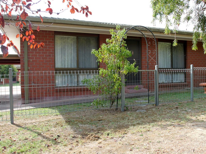 2/62 Coster St, Alexandra, Vic 3714 - Property Details