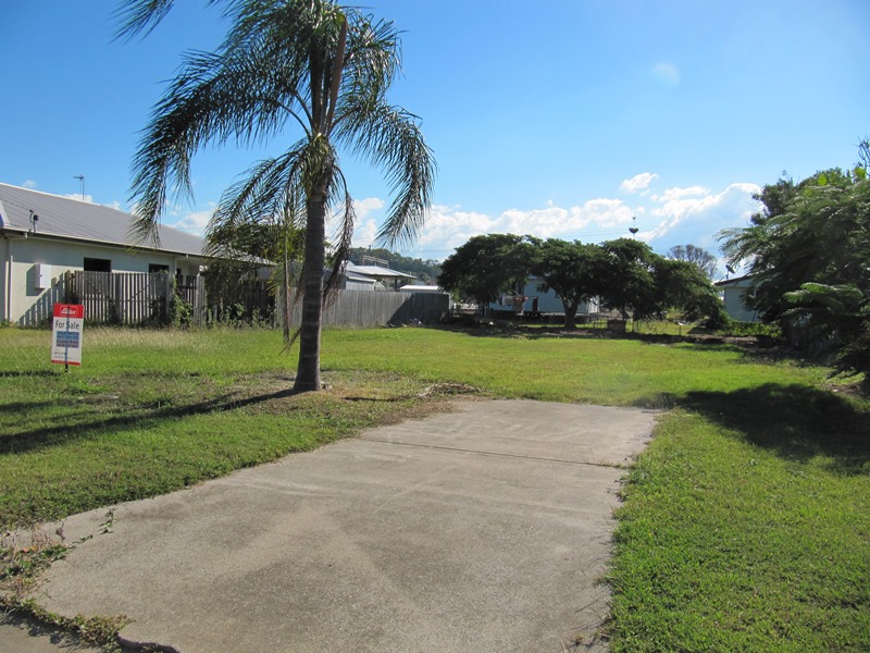 10 Callide Cres, Barney Point, QLD 4680 - realestate.com.au