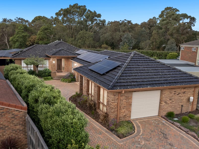 5 Robbie Close, Rowville, Vic 3178 - Property Details