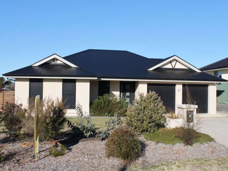 37 Darwin Drive, Bathurst, NSW 2795 - Property Details