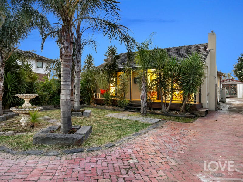 33 Lane Crescent, Reservoir, Vic 3073 - Property Details