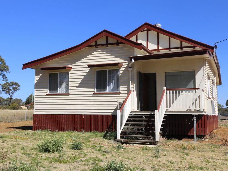 157 Goomburra Street, Hendon, QLD 4362 - realestate.com.au